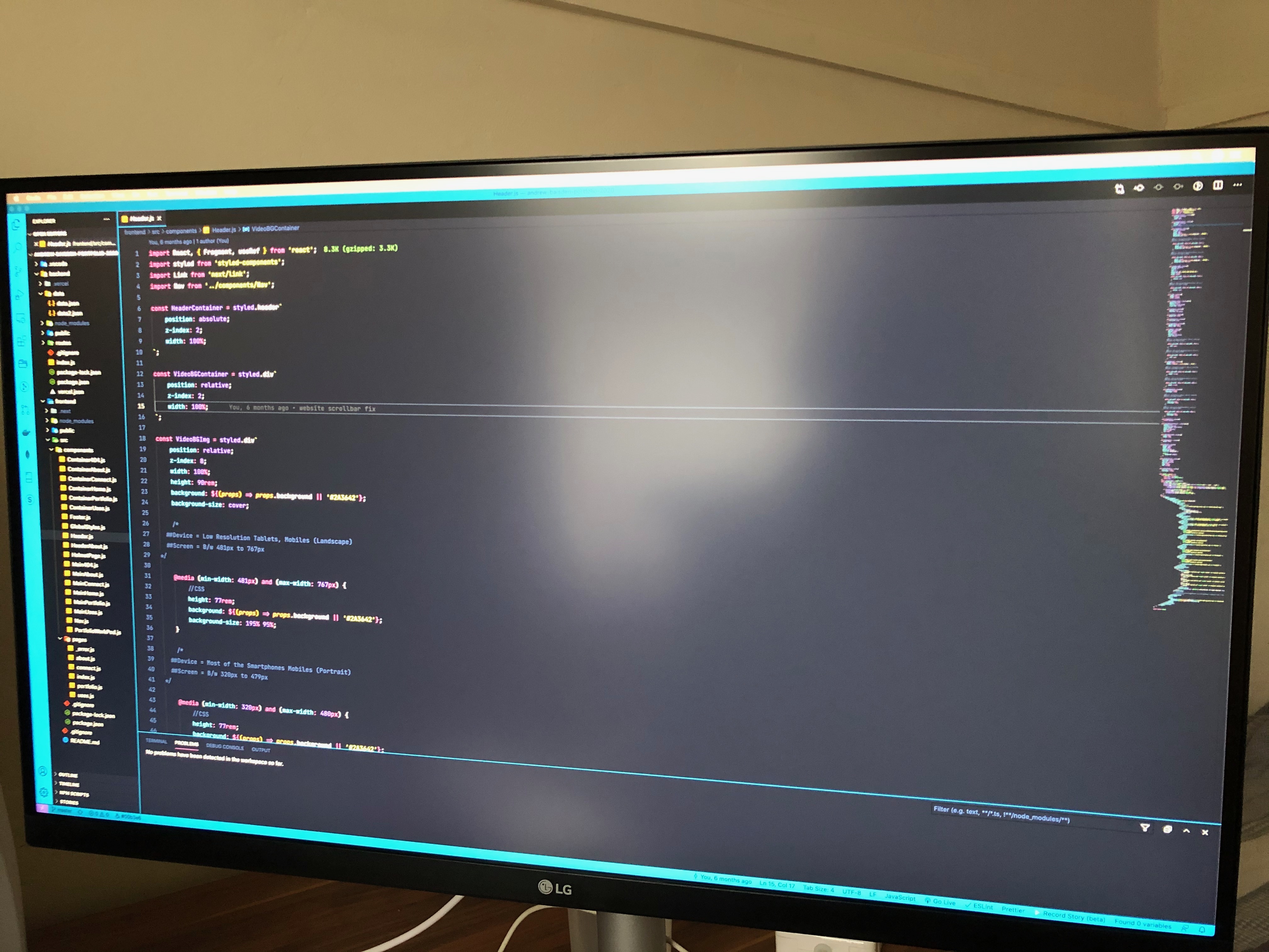 What External Display do you use with your computer? - DEV Community